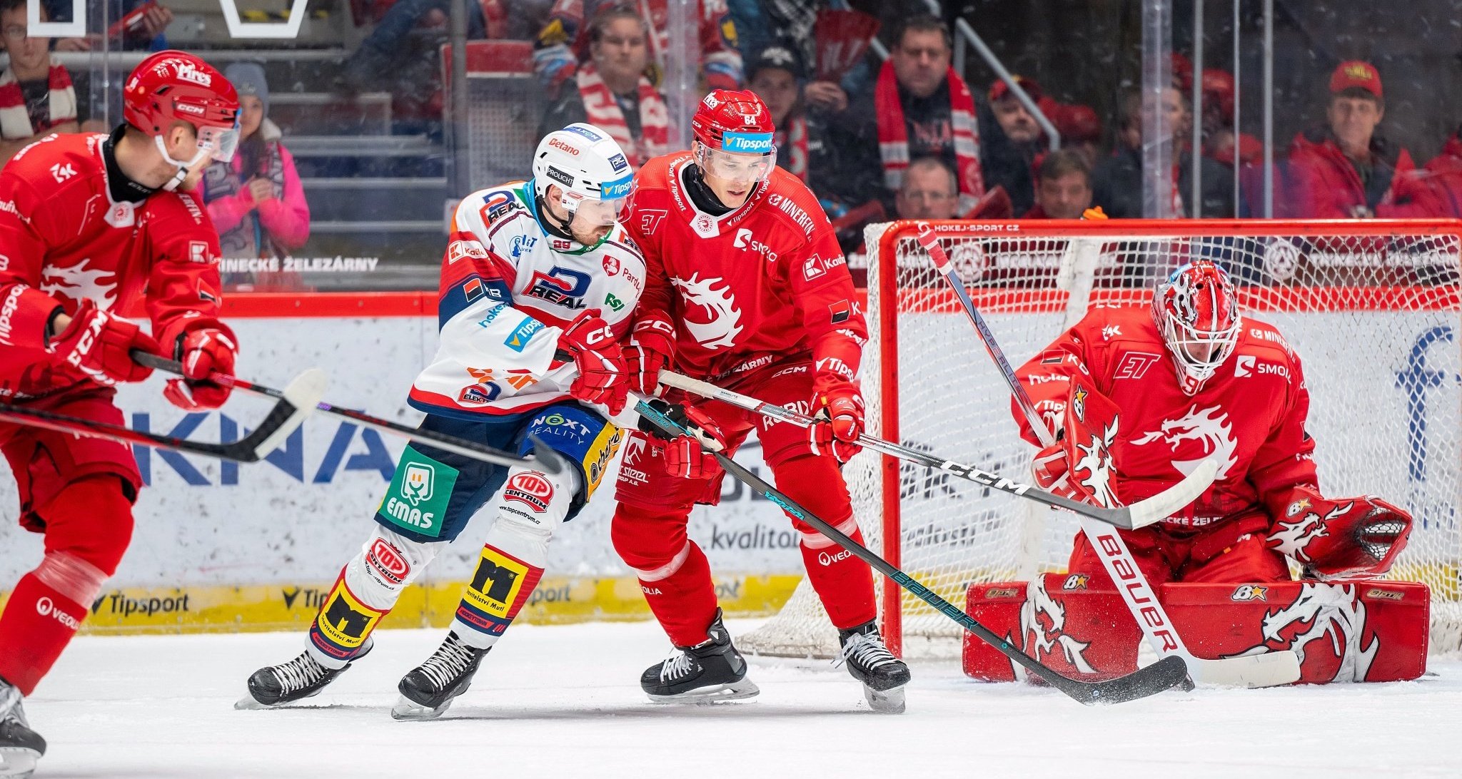 Oceláři hrají v neděli na ledě Dynama | HC Oceláři Třinec