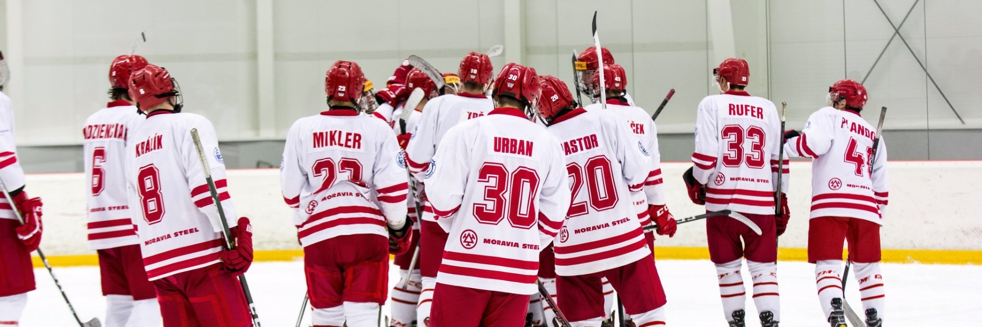 Junioři uspěli v derby, v prodloužení rozhodl Geidl! | HC Oceláři Třinec